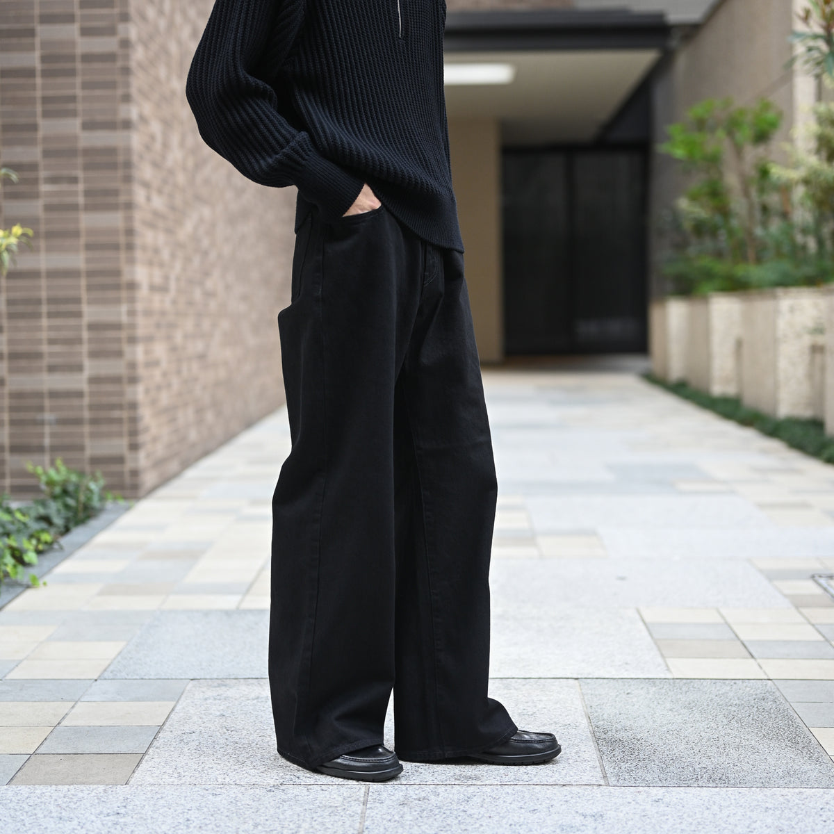 nakedgauge - ASHLEY JEANS BLACK DENIM | COELACANTH ネイキッドゲージ 正規取扱店 公式通販 ...